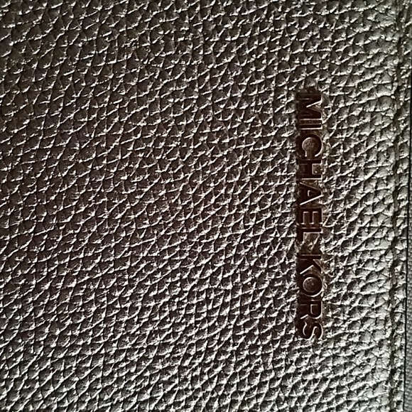 Michael Kors | Bags | Pale Gold Mercer Michael Lots Wristlet | Poshmark